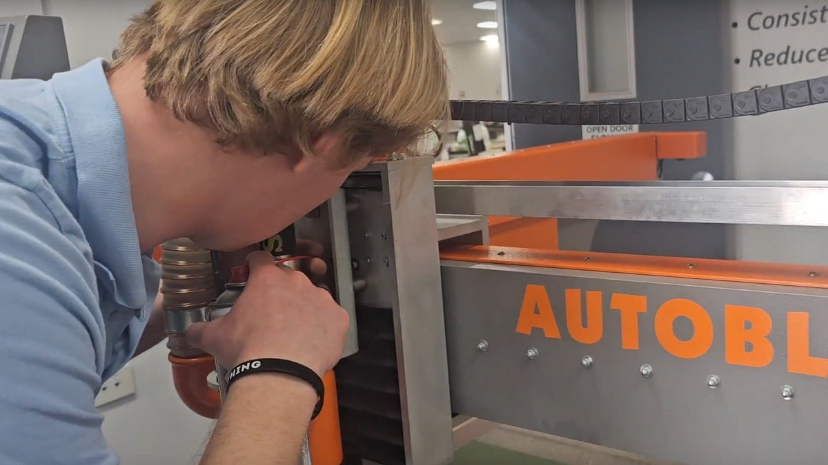 CNC AutoBlaster - Lubricating the Z Axis – ProBlast PhotoEtch Systems